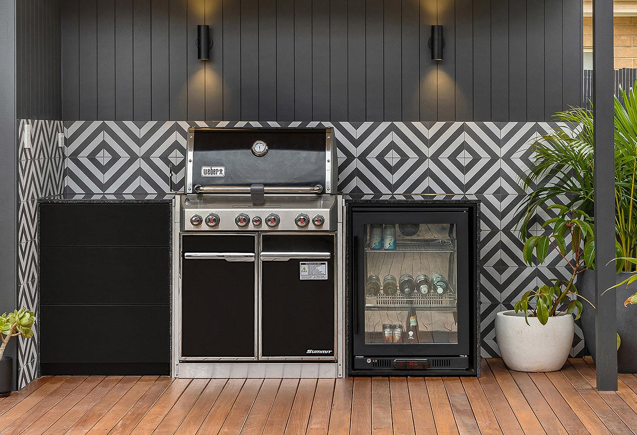 Weber Outdoor Kitchen Gallery